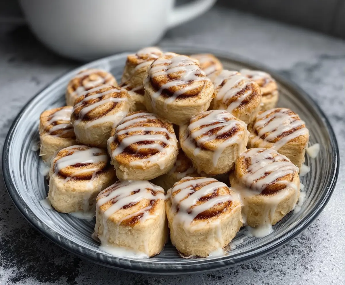 Easy Sourdough Cinnamon Roll Bites
